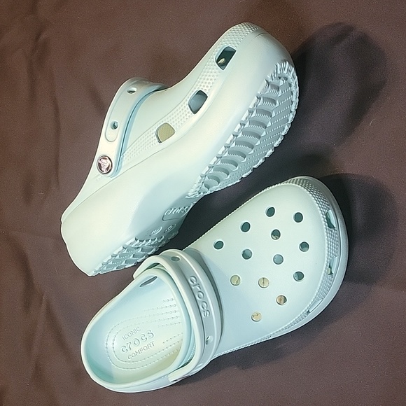 CROCS | Shoes | New Crocs Sz 9 Classic Platform Clog Pure Water Blue ...